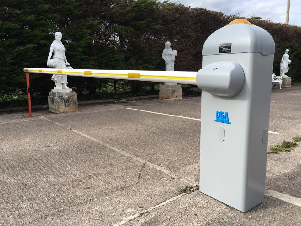 Barriers bollards - Gate & Door Solution